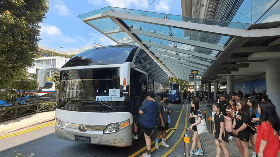 Learn How to Arrange Shuttle Buses for Large Events