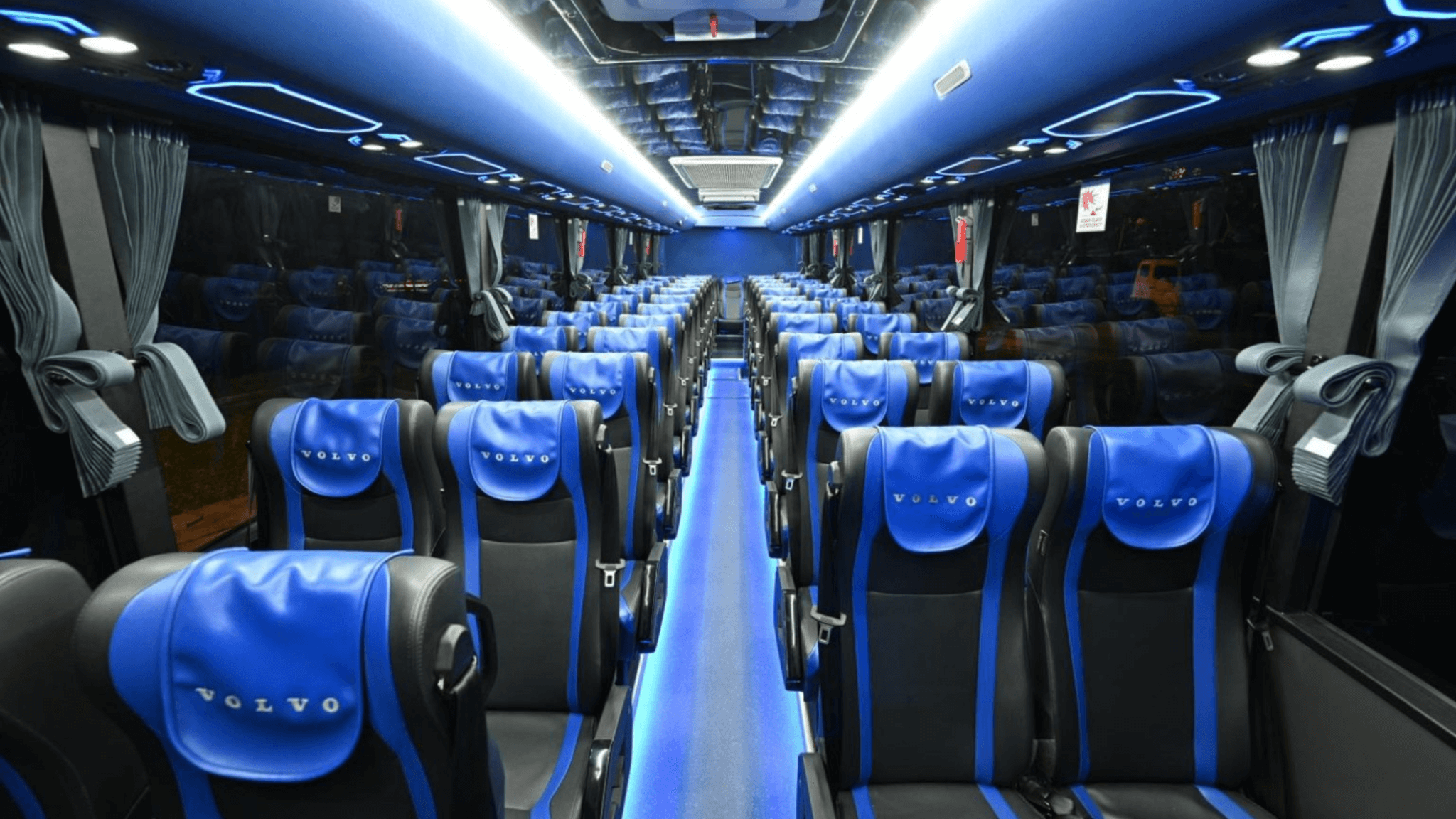 Learn How to Arrange Shuttle Buses for Large Events